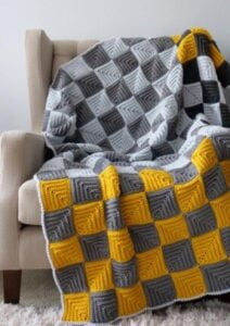13+ Easy and Stylish Checkered Crochet Patterns - Jera's Jamboree