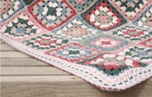 30+ Free Crochet Border and Edging Patterns to make your Project Truly ...